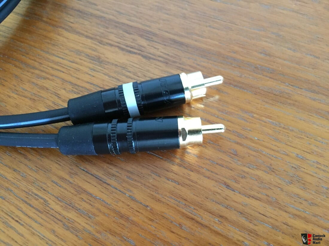 Mogami 2965 RCA Interconnects 1.2M's in Length. Mint Condition!!! Photo ...