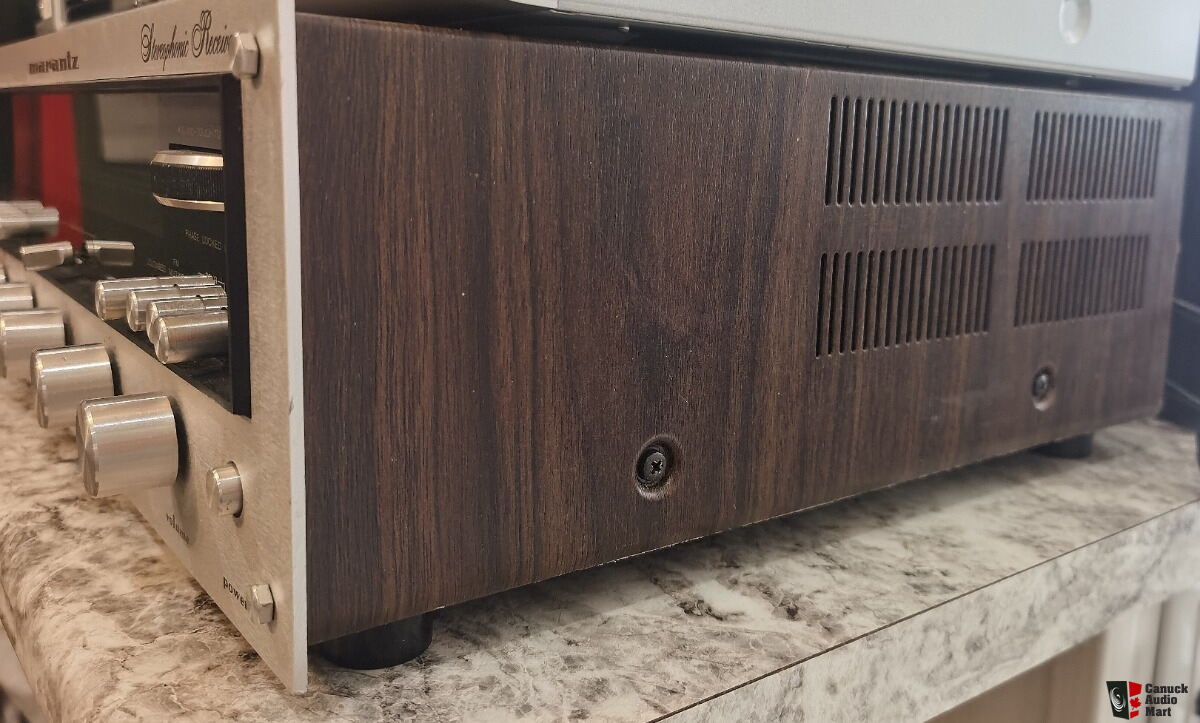 Marantz 2220B receiver beautiful shape and sound GTA Toronto ON Photo ...