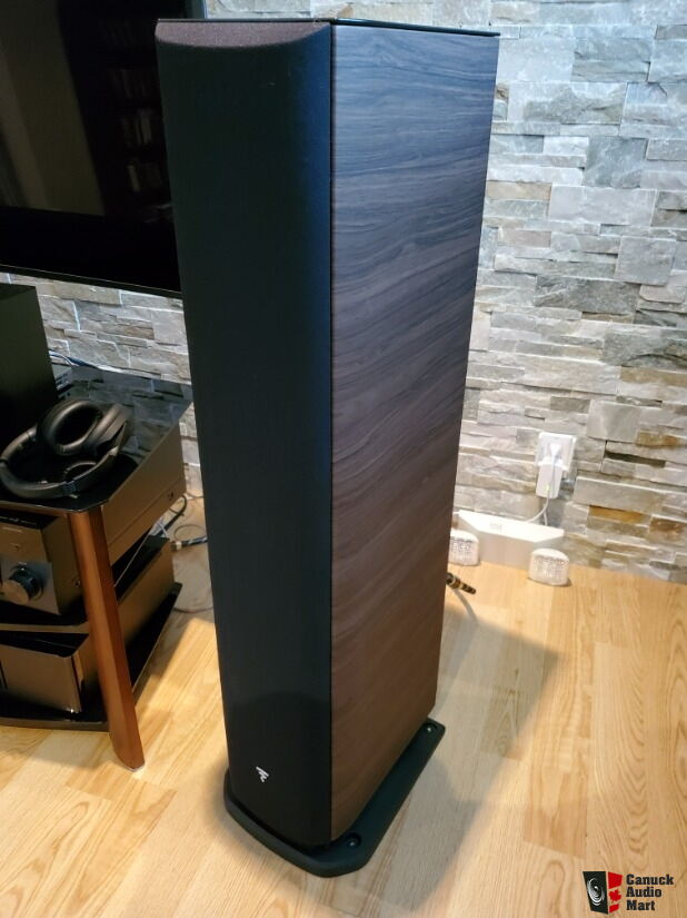 Focal 936 mint For Sale - Canuck Audio Mart