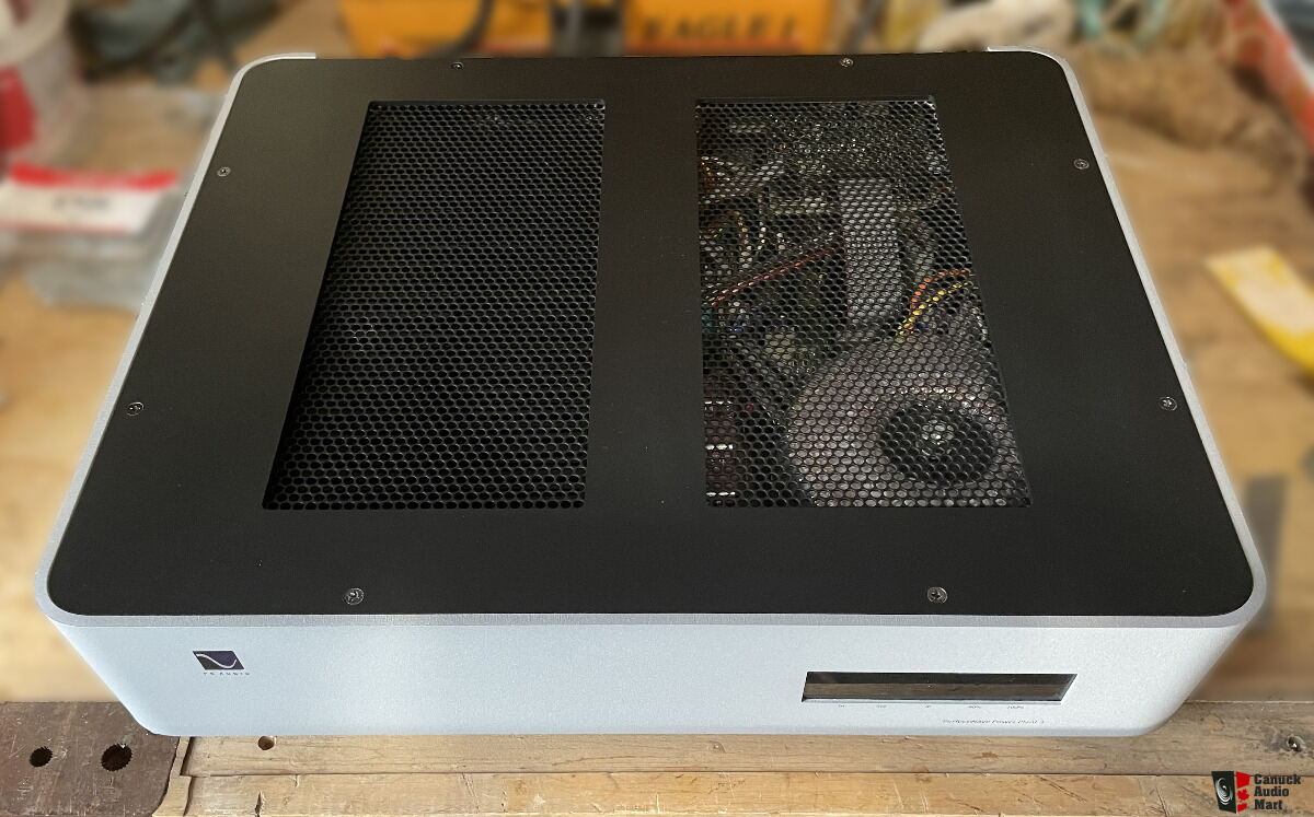 PS Audio Perfectwave P-3 Powerplant Photo #3947379 - Canuck Audio Mart