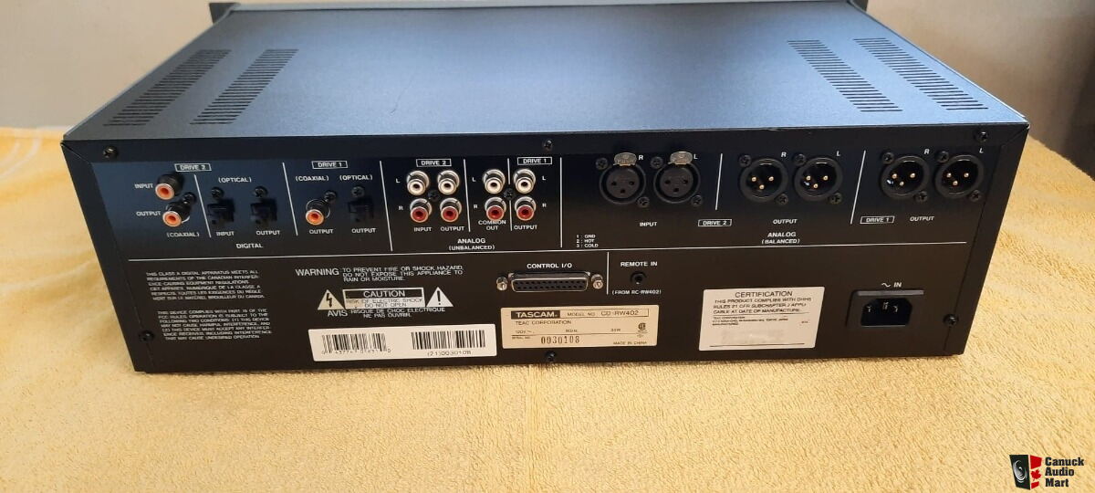 Tascam CD-RW402 Photo #3947962 - Canuck Audio Mart