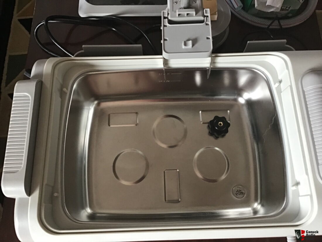 Isonic Ultra Sonic Record Cleaning Machine Photo #3955703 - Aussie ...