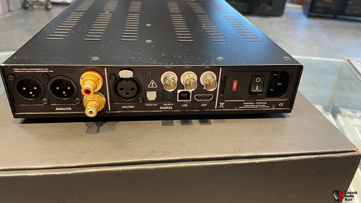Resonessence lab Invicta Mirrus Pro signature dac Photo #3961806 - US ...