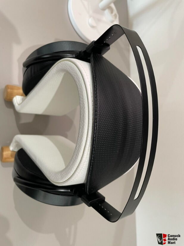 Hifiman Arya V3 Stealth Magnet Photo #3968325 - UK Audio Mart