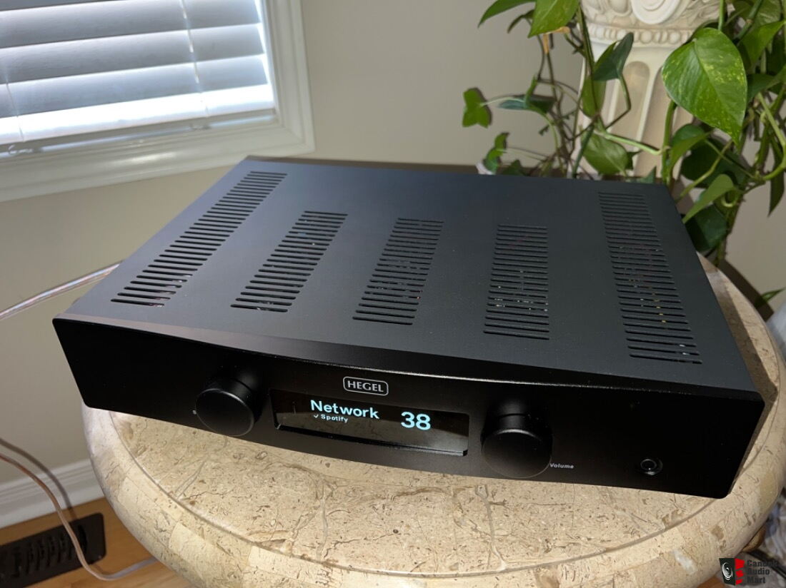 Hegel H95 Integrated Amplifier - MINT with Receipt purchased Dec 2021 ...
