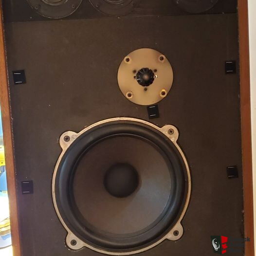 Vintage Realistic Optimus-9 Speakers Photo #3985015 - UK Audio Mart
