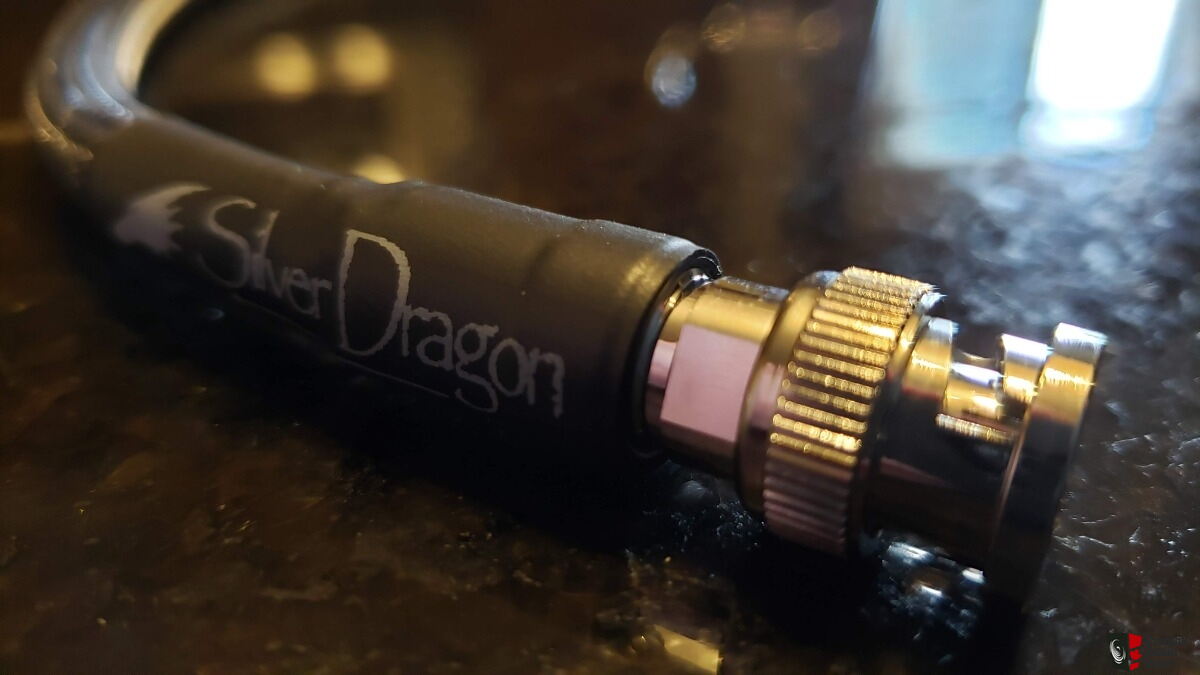 Moon Audio Silver Dragon BNC - 1.5ft (0.45m) - digital cable Photo ...