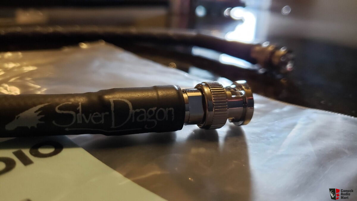 Moon Audio Silver Dragon BNC - 1.5ft (0.45m) - digital cable Photo ...
