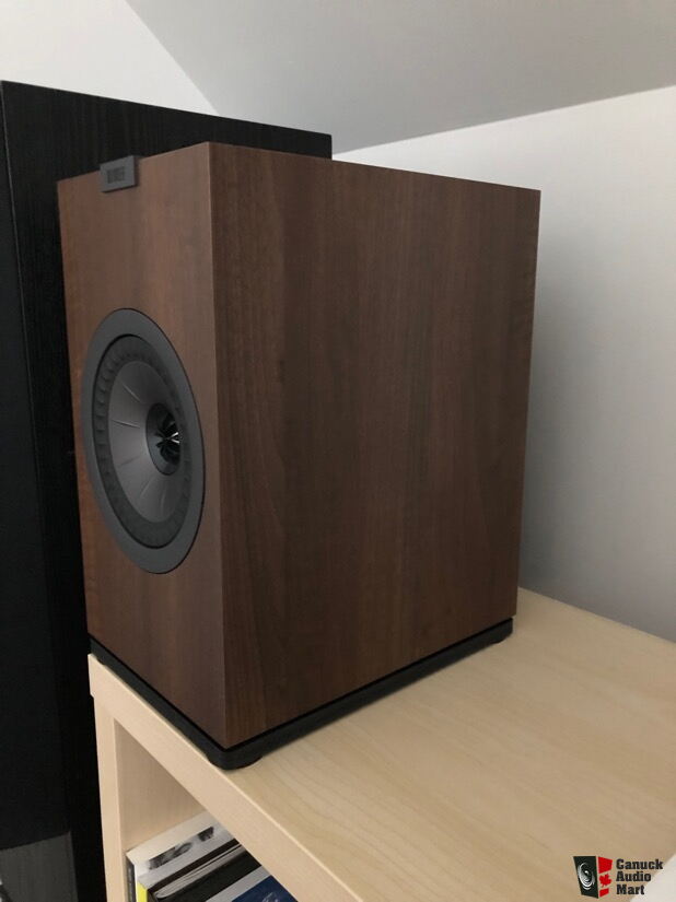 KEF Q350 (walnut) Photo #3993066 - US Audio Mart