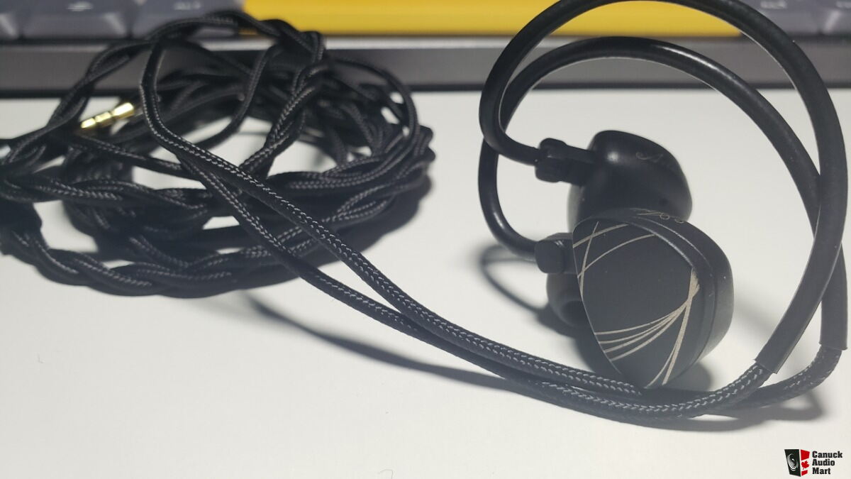 Moondrop Aria + Tripowin Zonie 3.5mm Photo #4002375 - UK Audio Mart