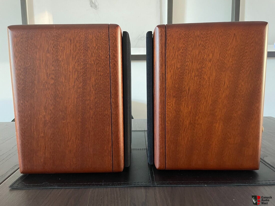OPERA MINI bookshelf speakers - Italian made Photo #4007065 - Canuck ...
