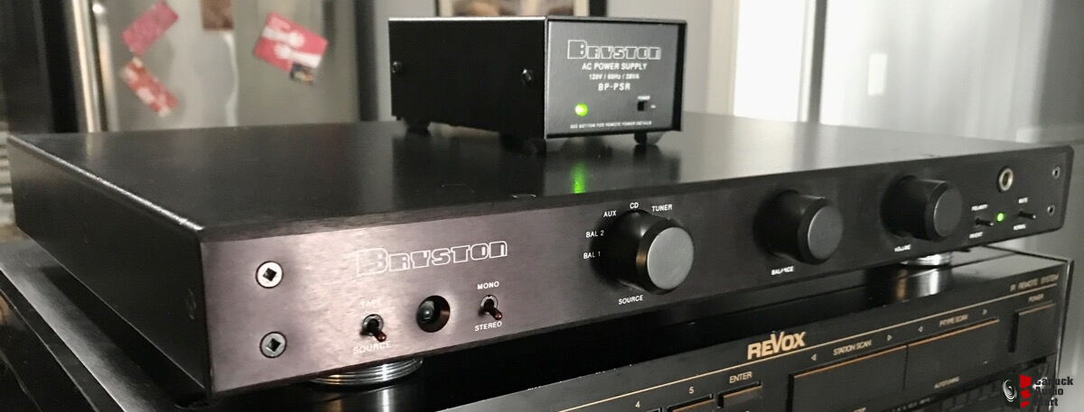 Bryston BP25 in black with remote Photo #4010452 - Canuck Audio Mart