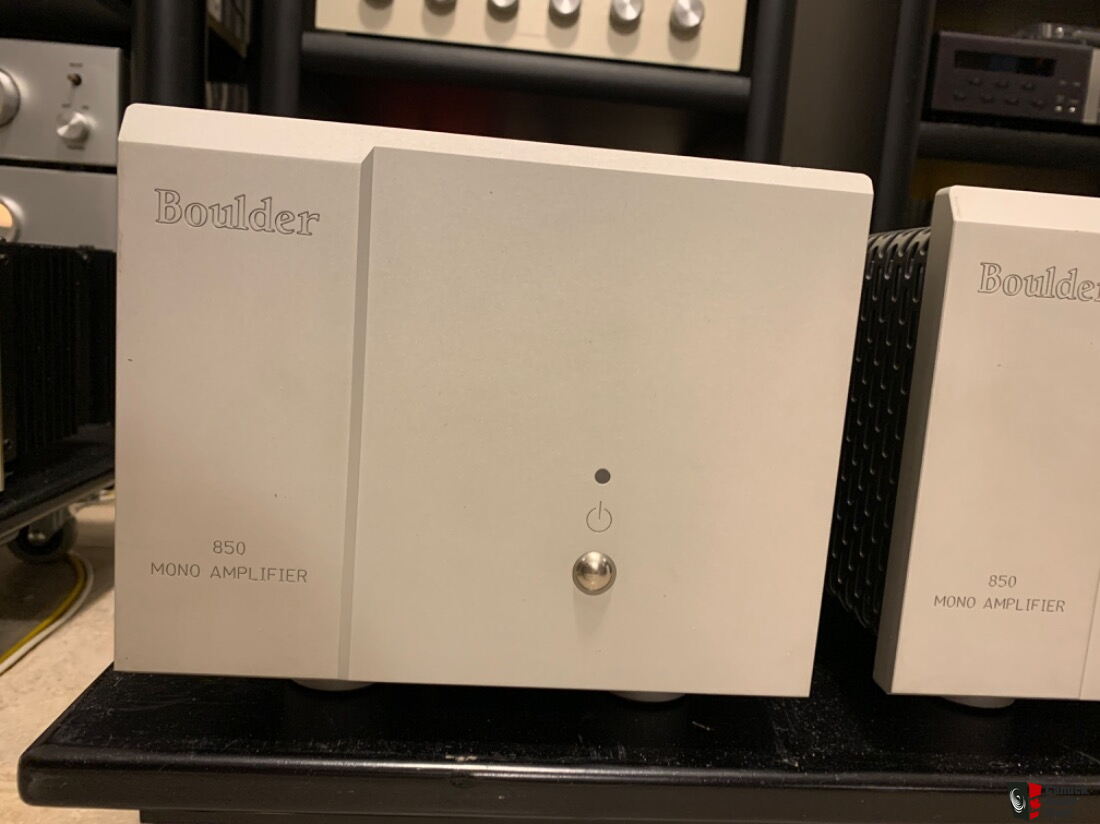 Boulder 850 mono block Photo #4011633 - Canuck Audio Mart