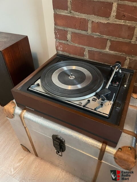 Record Player / Harmon Kardon Amp / Noresco Turntable / Celestion 15 ...