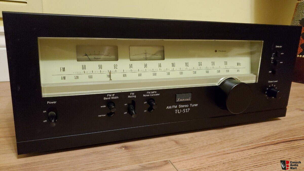 Rare. Mint. Sansui AU-717 dual mono integrated amplifier and TU-517 ...