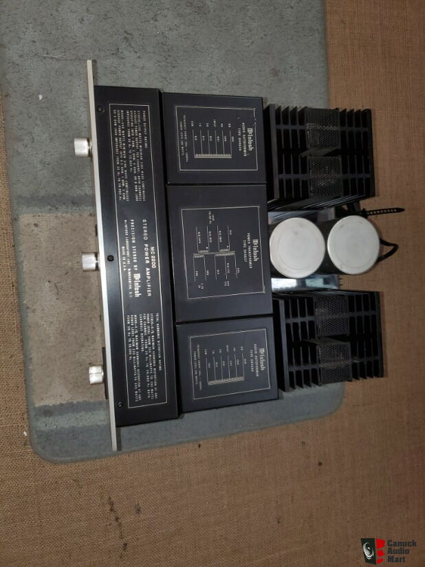 Mcintosh MC 2200 stereo power amplifier built in output transformers ...