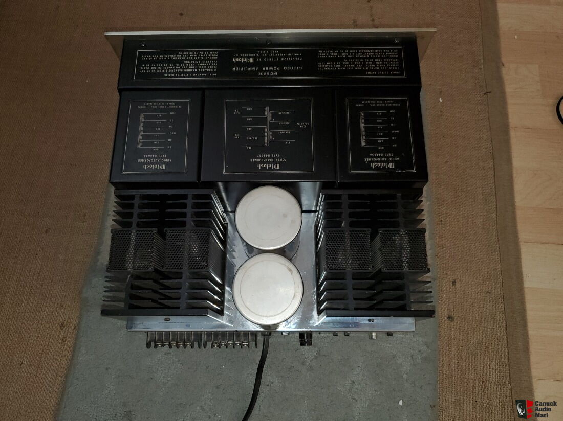 Mcintosh MC 2200 stereo power amplifier built in output transformers ...