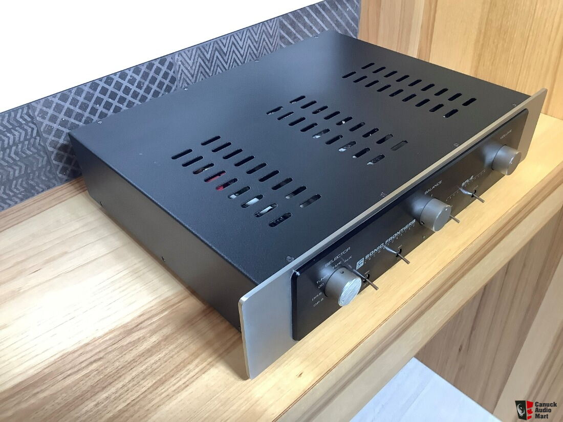 Preamplifier Sonic Frontiers model SFL2,Sold to crazytubeguy Photo ...