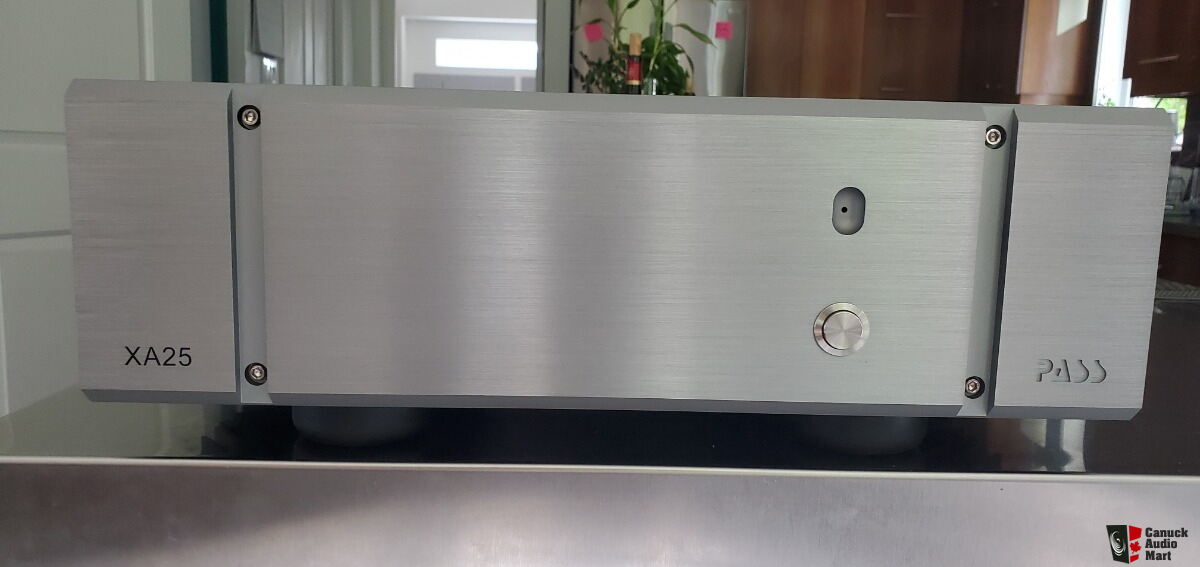 Pass Labs XA25 *REDUCED For Sale - Canuck Audio Mart