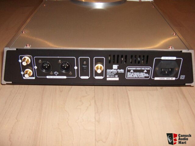 JUNGSON MOON HARBOUR CD-S2 HDCD/CD PLAYER Photo #40464 - US Audio Mart