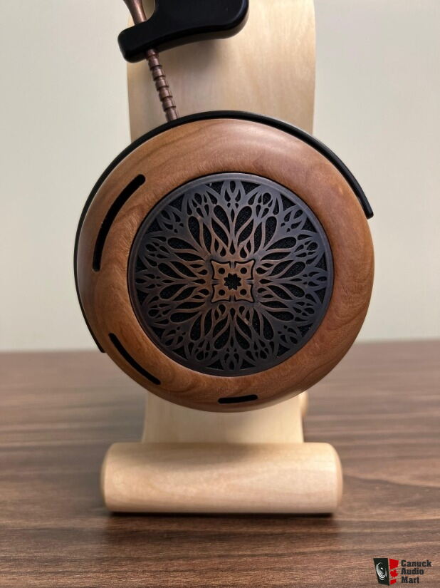 ZMF Atrium Aged Cherry Magnesium Chassis (extra pads & cable) Photo ...
