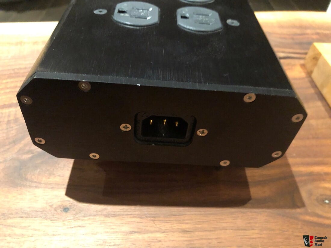 Audio Sensibility "Statement" Power Distributor Photo #4059184 - US ...
