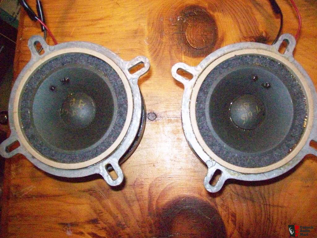 WHARFEDALE TWEETERS- SUPER 3 PICS incl. Photo #406387 - Canuck Audio Mart