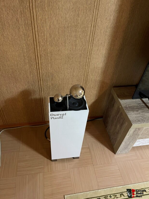 Duevel Planets omni speakers Photo #4071756 - Canuck Audio Mart