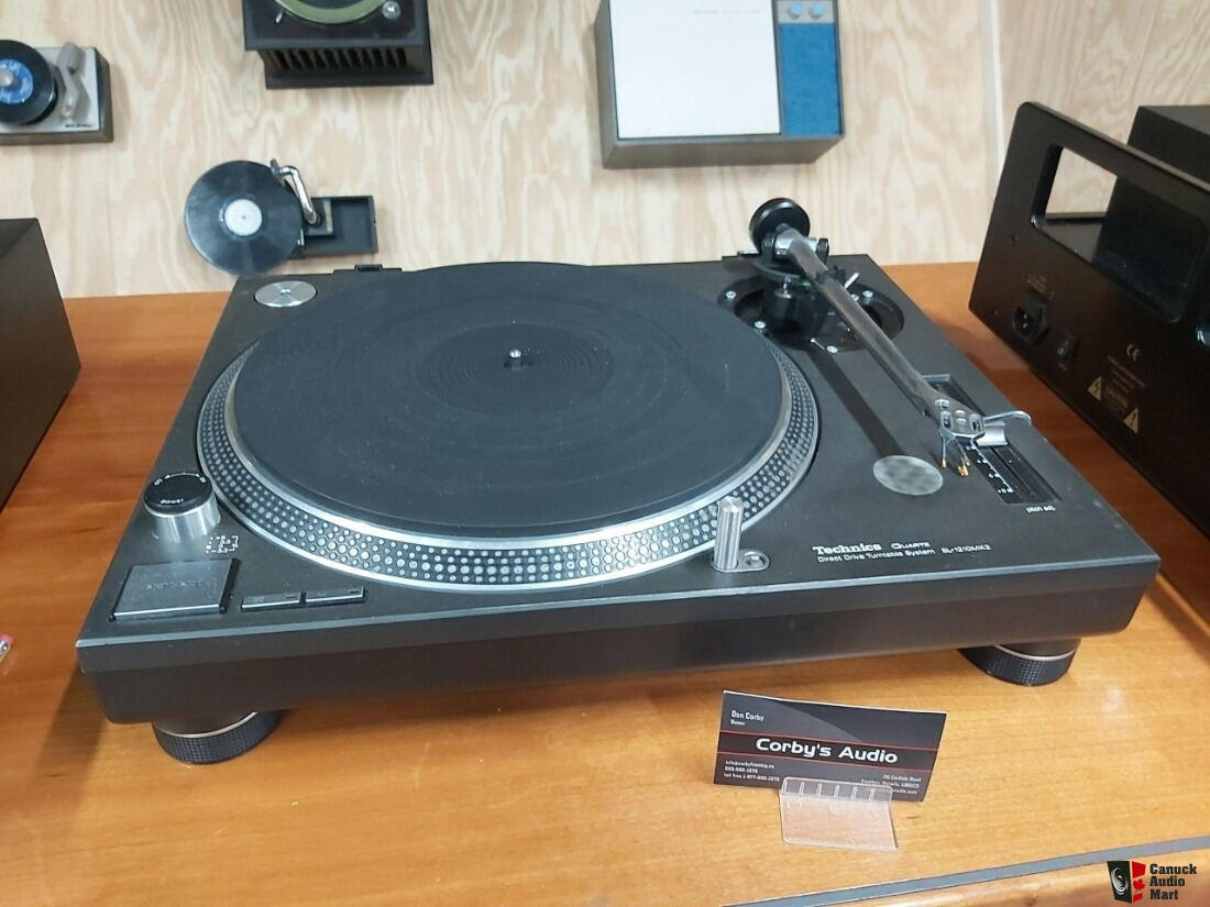 technics sl1210 MK2 with rega RB250 arm Photo #4072209 - US Audio Mart