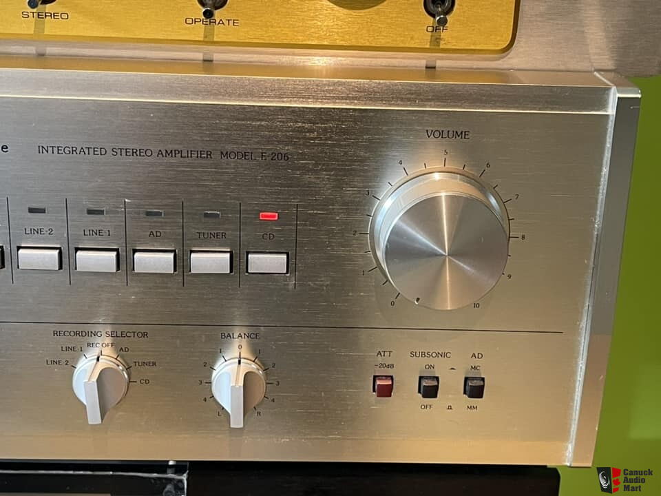 Accuphase E206 Gold, 100WPC high current mosfet driver Stereo ...