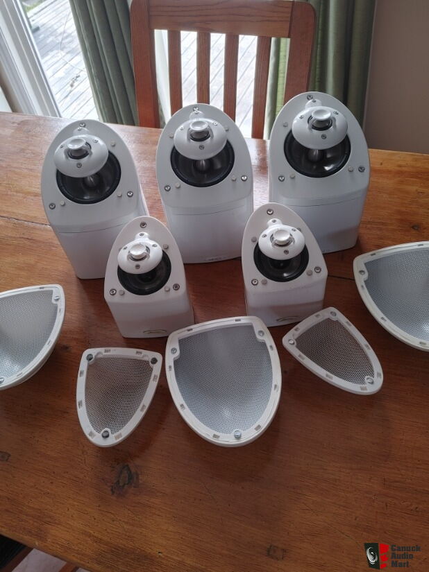 3 mirage os3 speakers in white with 2 white nano For Sale - Canuck ...