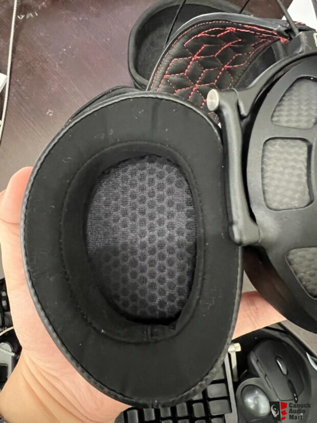 Dan Clark Audio DCA Stealth Photo #4078862 - UK Audio Mart