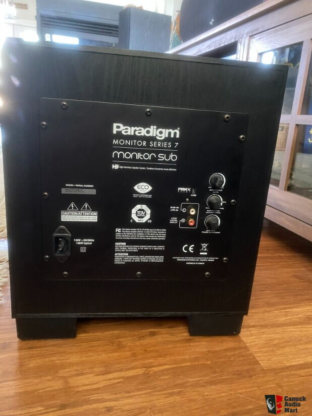 Paradigm MONITOR SUB 12 in excellent condition. Includes original ...