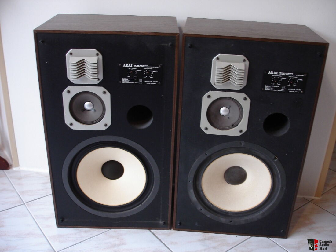 AKAI SW-157 MK 2 speakers Photo #4091383 - US Audio Mart