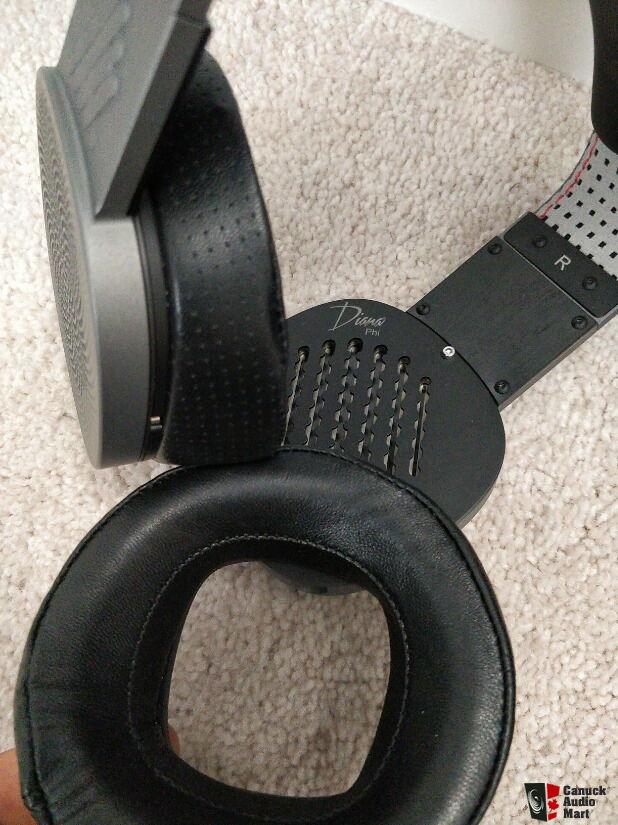 Abyss Diana Phi - World class sound; practical package Photo #4092062 ...