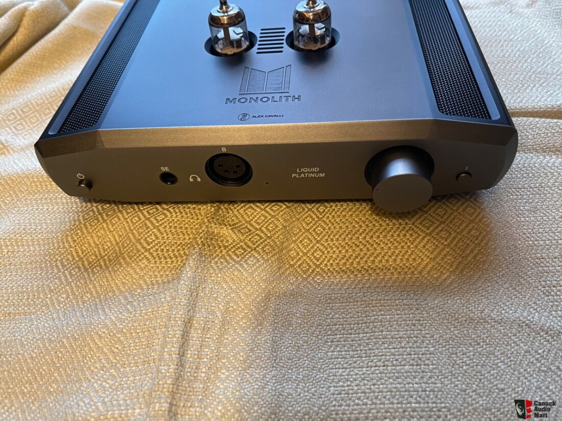 Monolith Liquid Platinum Headphone Amplifier with Capacitor Upgrades ...