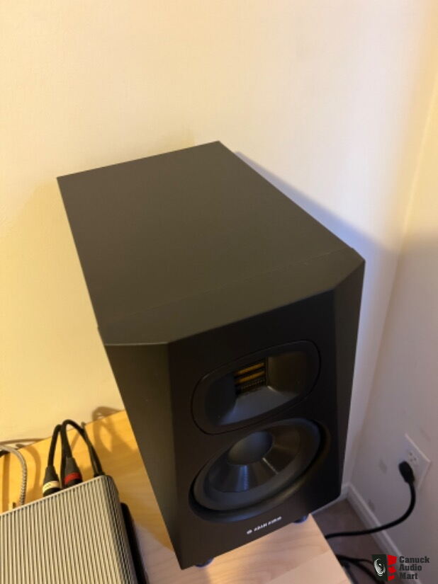 Adam T5V Bookshelf AMT Studio Monitors Photo #4101305 - UK Audio Mart
