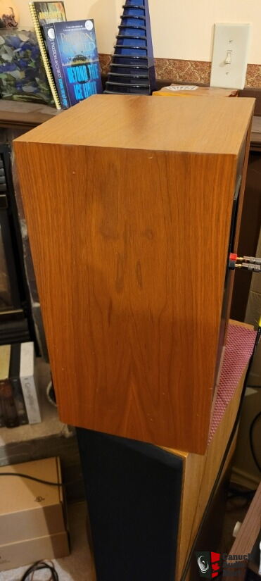 Mission 700 inverted, Canadian made woodgrain loudspeakers Photo ...