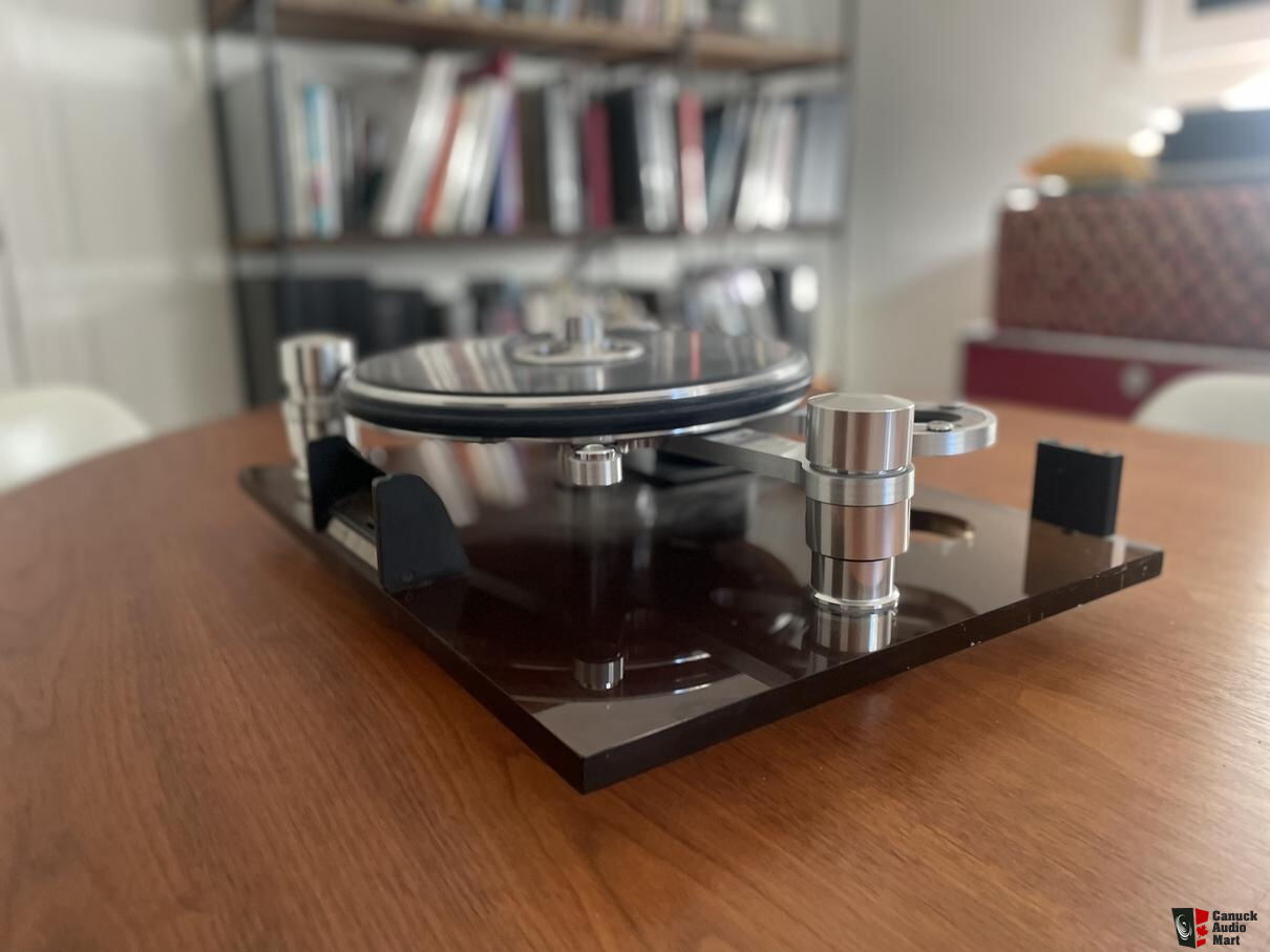 Oracle DELPHI mk3 Photo #4109610 - UK Audio Mart