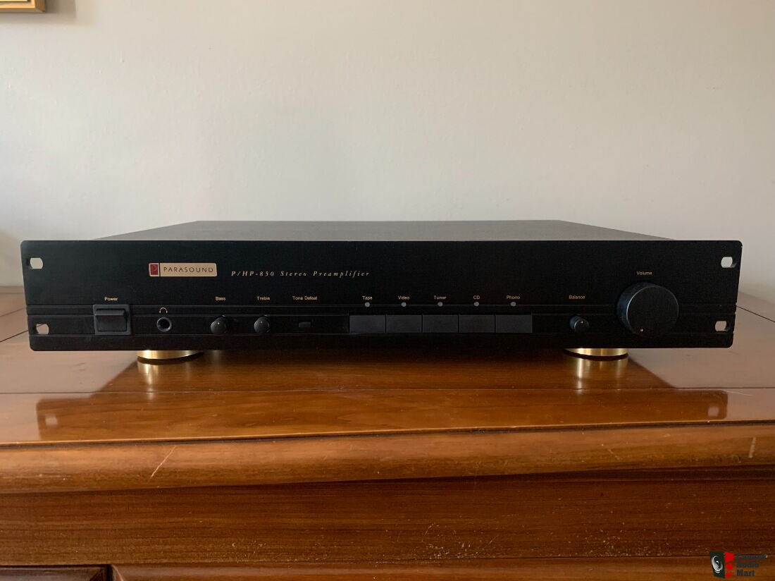 Parasound PHP850 PreAmp with Phono Photo #4118076 - UK Audio Mart