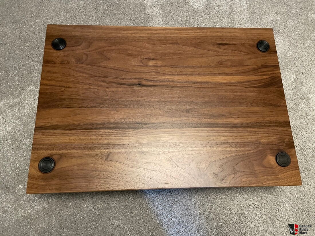 Salamander Archetype amplifier stand in walnut For Sale - Canuck Audio Mart