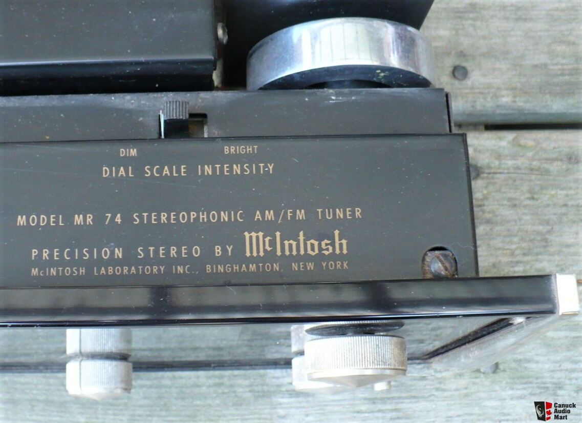 McIntosh MR74 AM FM Tuner Photo #4121449 - Canuck Audio Mart