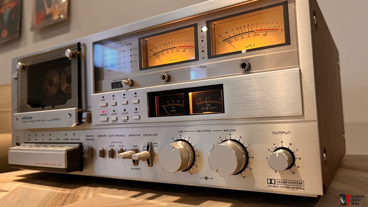Hitachi D-5500 tape deck Photo #4128772 - Canuck Audio Mart