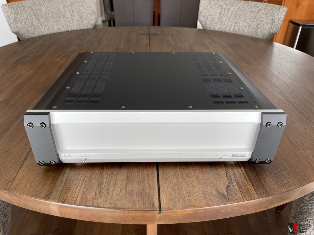 Musical Fidelity A5 CR Control Pre Amplifier and A5 CR Power Amplifier ...