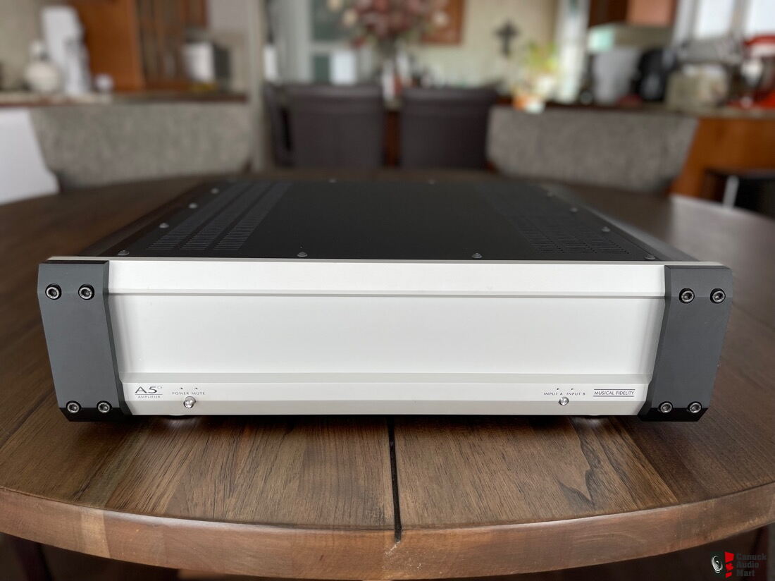 Musical Fidelity A5 CR Control Pre Amplifier and A5 CR Power Amplifier ...