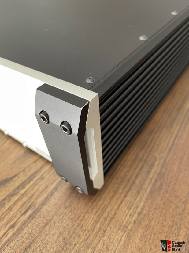 Musical Fidelity A5 CR Control Pre Amplifier and A5 CR Power Amplifier ...