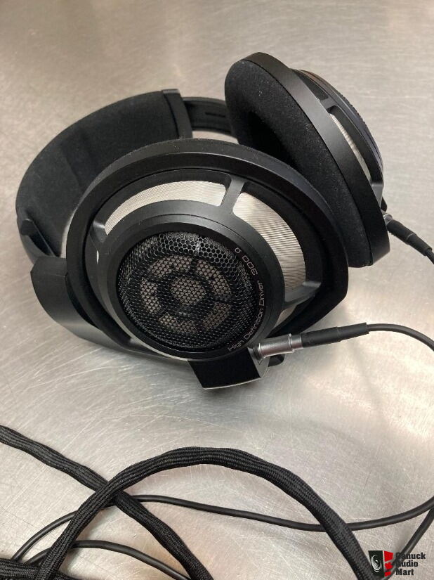Sennheiser hd 800 s For Sale - Canuck Audio Mart