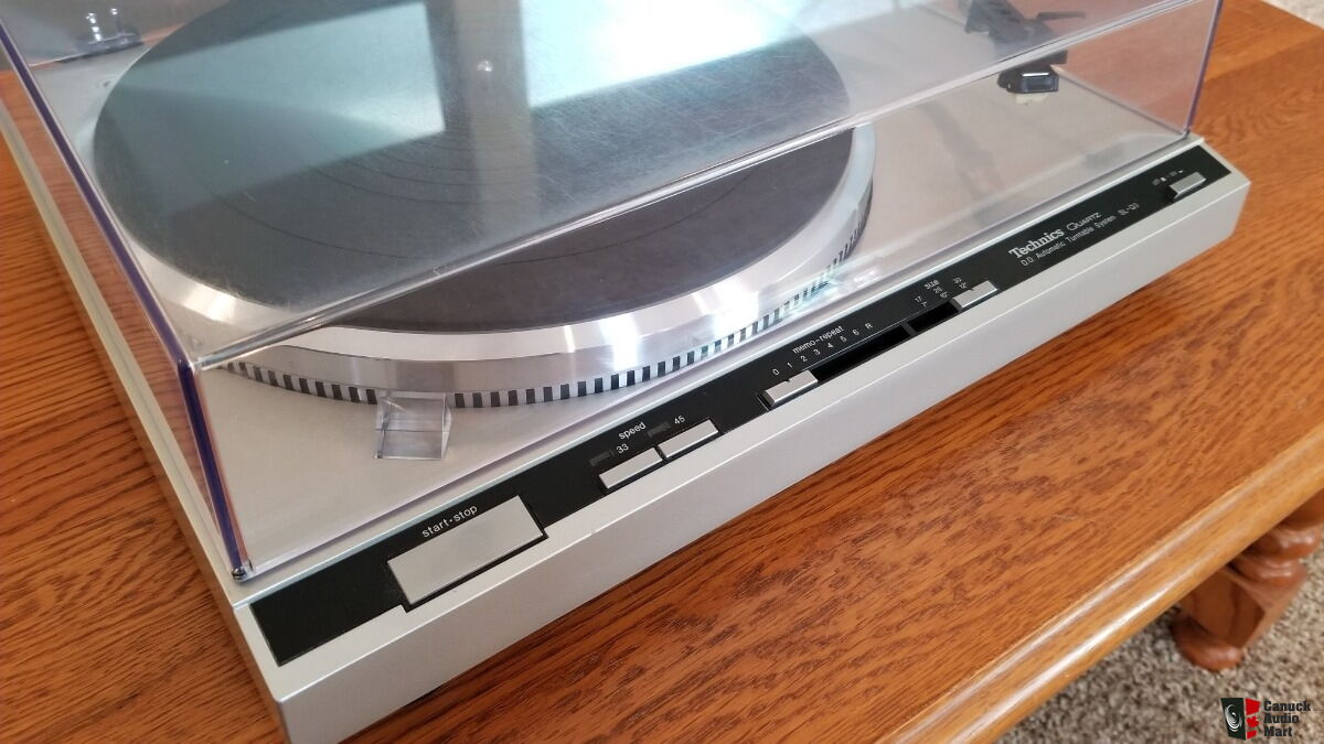 Technics SL-Q3 Direct Drive, Quartz Locked Automatic turntable w/Shure ...