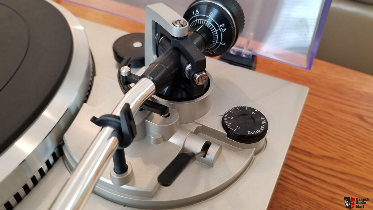 Technics SL-Q3 Direct Drive, Quartz Locked Automatic turntable w/Shure ...