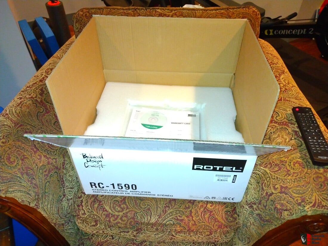 Rotel RC 1590 Stereo Control Preamplifier Photo #4136492 - UK Audio Mart